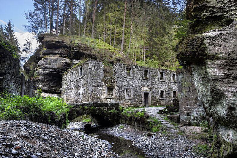 Rundweg durch den Nationalpark Böhmische Schweiz - Dráha národního parku
